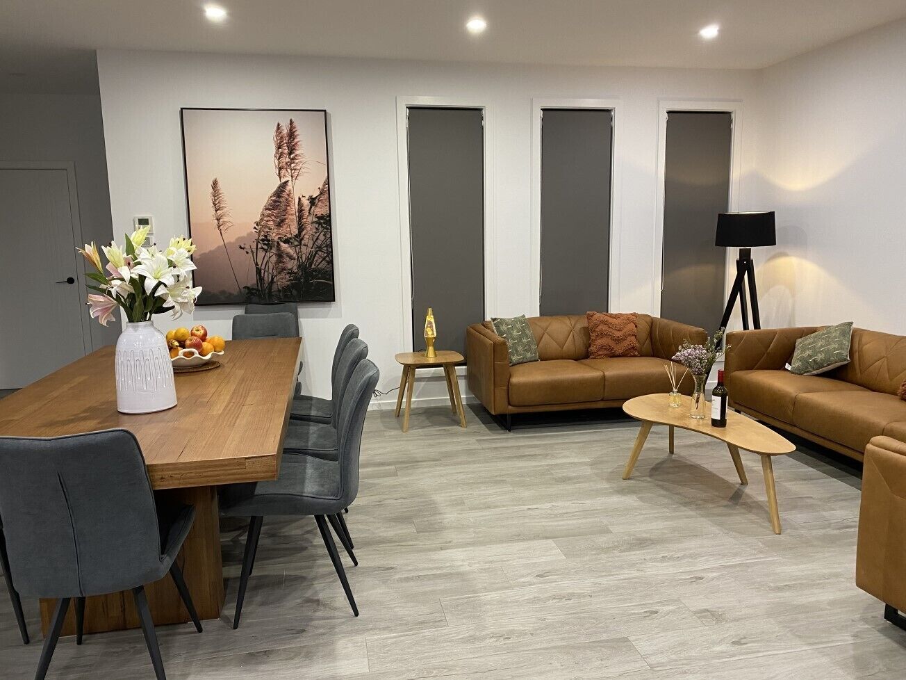 5 B/r Luxury Beach House - Fairy Meadow - Wollongong