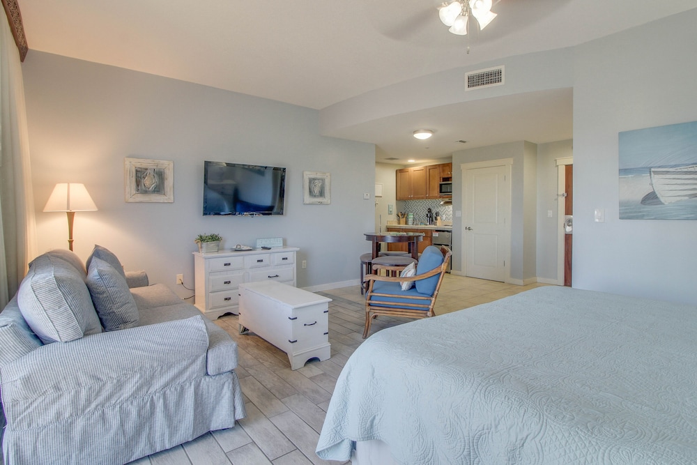 Origin 529 | Cozy Retreat W/ Gulf & City Views + Steps To Beach! - Panama City Beach, FL