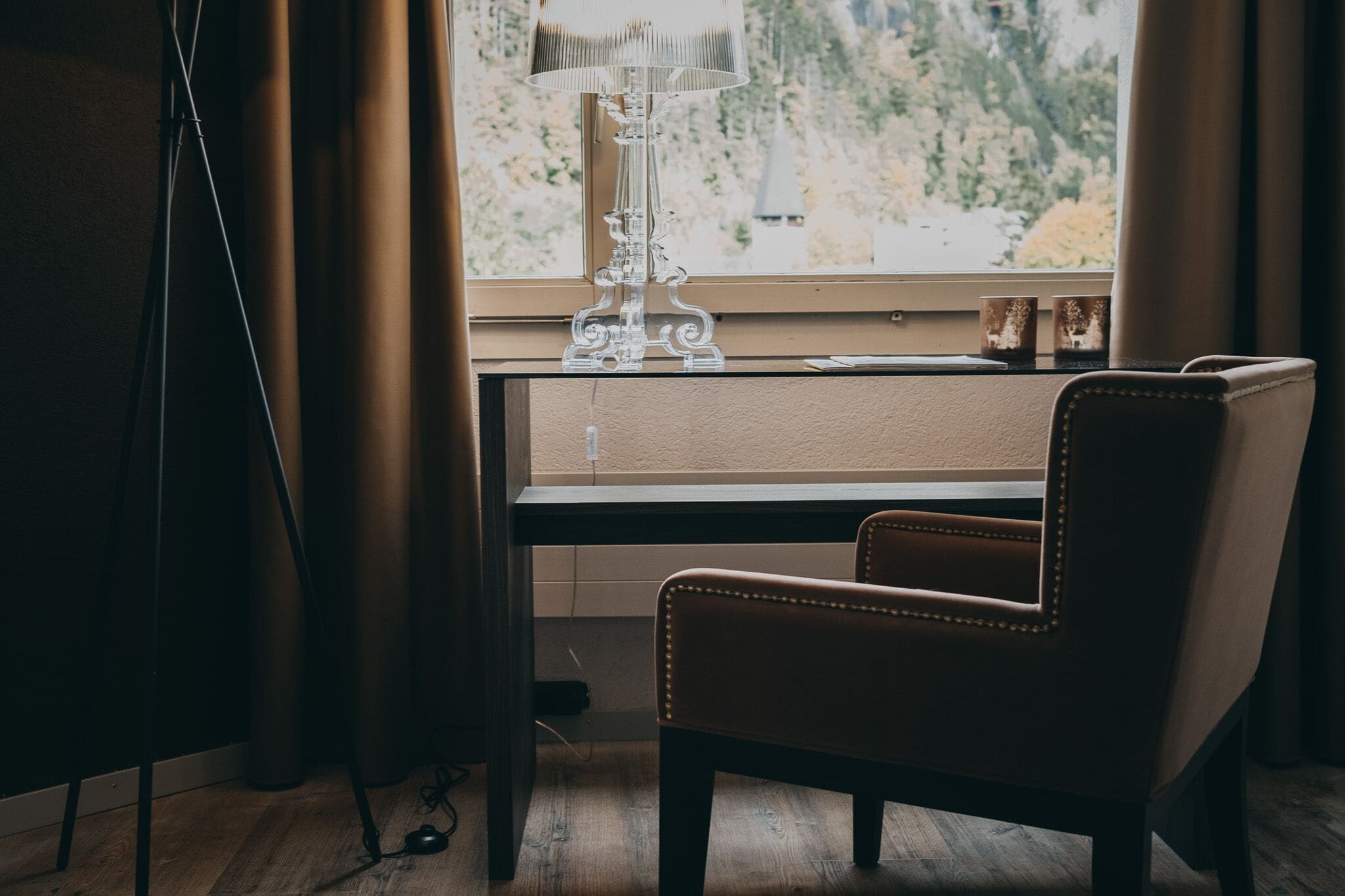 Quarto triplo família | Área de estar | TV de tela plana 30 polegadas com canais a cabo, TV