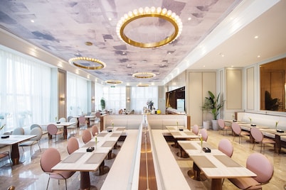 Mercure Harbin Hexing Road