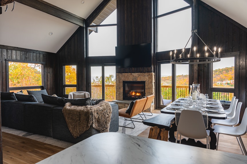 Alpine Vista- One Of The Best Views- Brand New Renovations -3 King Beds! - Massanutten, VA