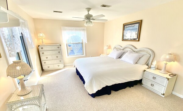 The Blue Marin In Wildwood Crest - 2nd Floor Condo - Wildwood Crest, NJ