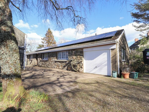 Otter Cottage - Wales