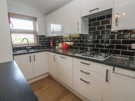 Casa de Campo | Cozinha privada | Um frigorífico, uma máquina de lavar louça, uma chaleira elétrica 