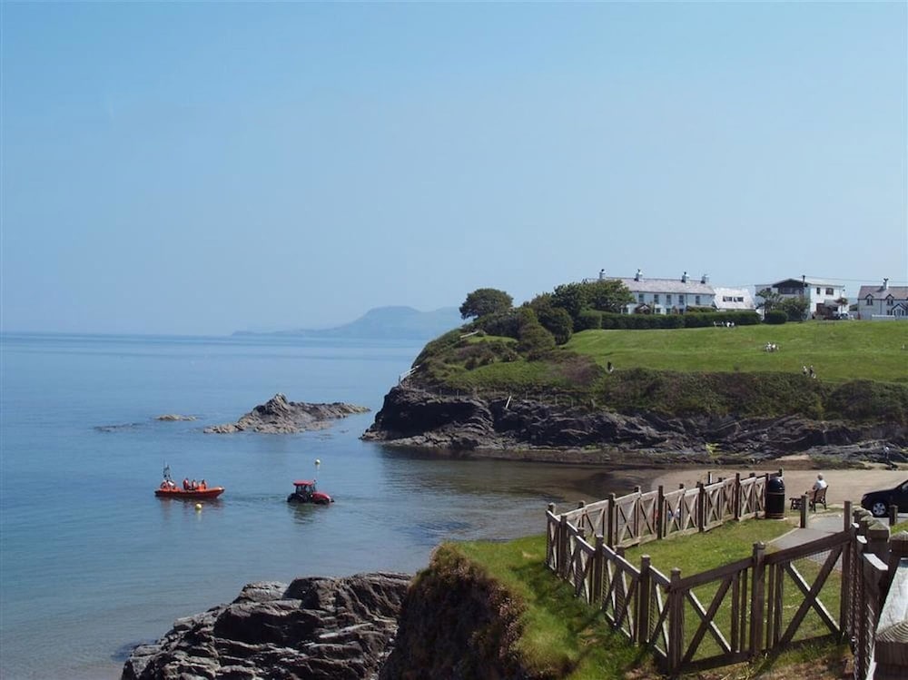 Beach Retreat - Aberporth