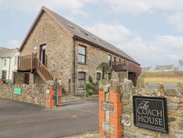 5 The Coach House - Little Haven