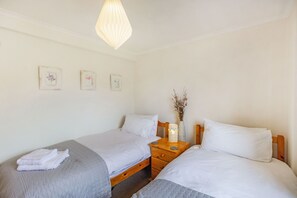 Casa de Campo | 2 quartos, com decoração personalizada, com mobília individualizada 