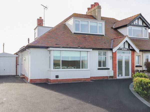 The Yatt - Rhos on Sea