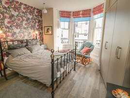 Casa de Campo | 2 quartos, com decoração personalizada, com mobília individualizada 