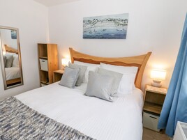 Casa de Campo | 2 quartos, com decoração personalizada, com mobília individualizada 