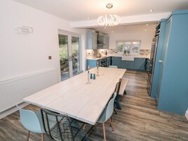 Casa de Campo | Cozinha privada | Um frigorífico, uma máquina de lavar louça, uma chaleira elétrica 