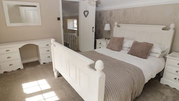 Casa de Campo | 2 quartos, com decoração personalizada, com mobília individualizada