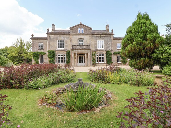 Milton Manor - Wiltshire