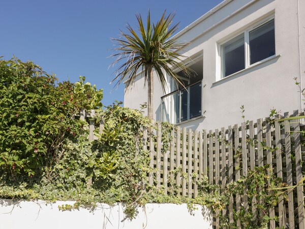 The Lookout - Newquay