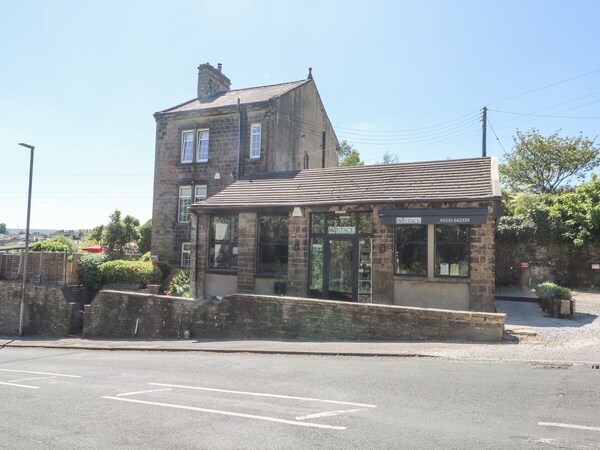 The Stone Masons House - Haworth
