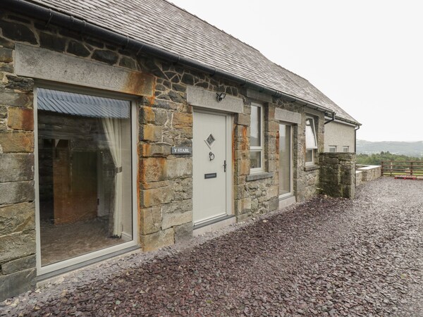 Y Stabl - Snowdonia National Park