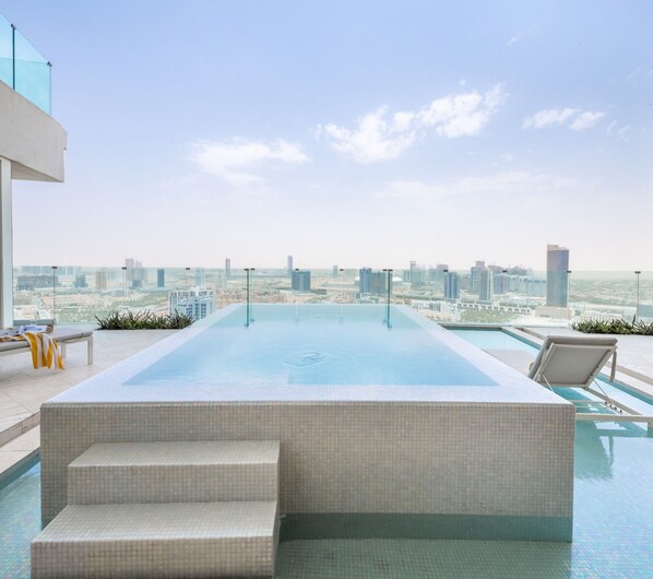 Exclusive 2BR Sky Villa In The Five - JVC in Dubai: Find Hotel Reviews ...