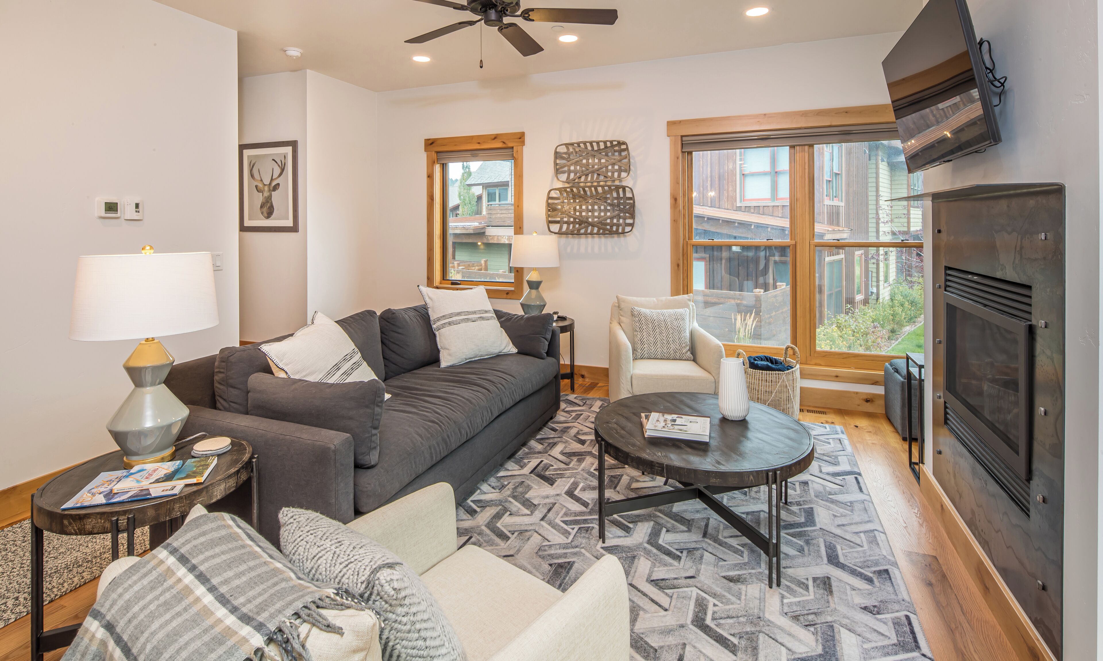 Pet Friendly Home | Hot Tub | 15 Min To Resort - 빅 스카이