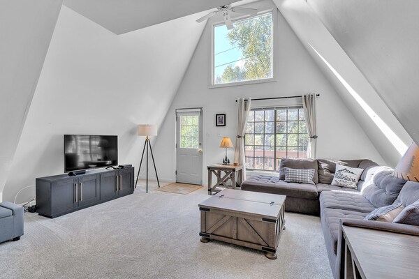 5-bedroom Chalet Walking Distance To Bars And Restaurants - On The Access Road - Killington, VT