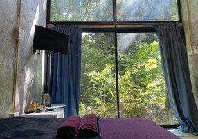 Quarto solteiro com design assinado (B3) | Roupas de cama premium, individualmente decorados