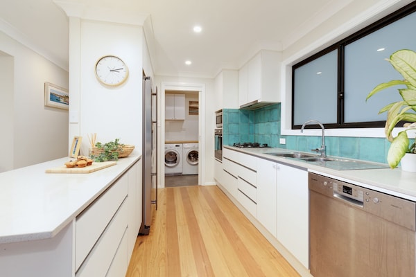 Burrill Lake - Self Contained Guest Suite - Rear Access To Beach - Ulladulla