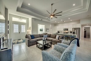 Cape Paradise - Magnificent 4 BR Villa with heated saltwater pool ...