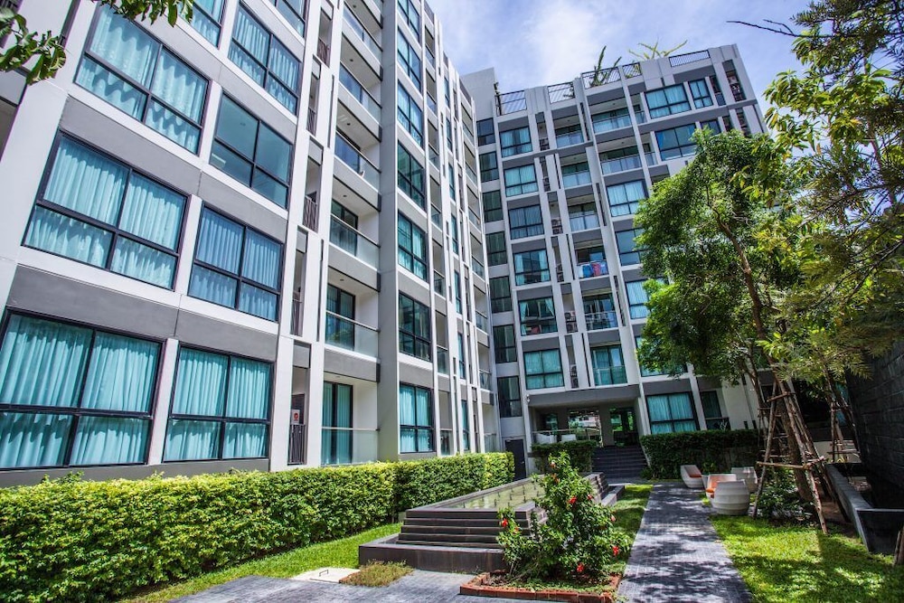 The Chezz Condominium By Patsamon - Pattaya City