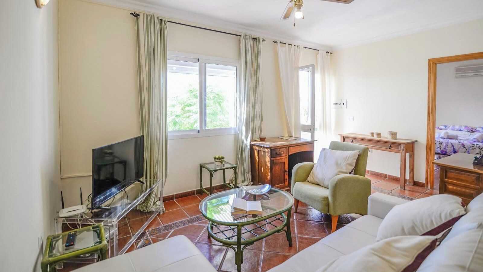 Caballo Blanco Coín By Ruralidays - Coín