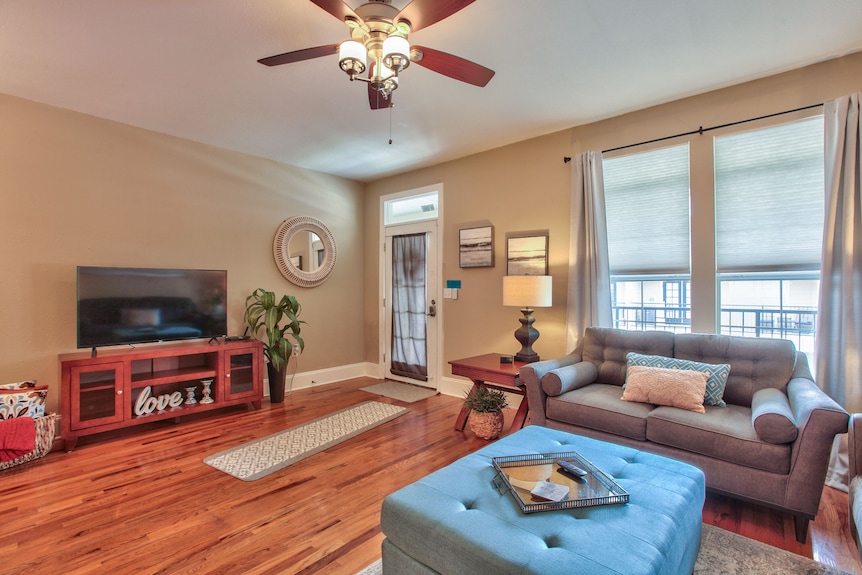 Downtown Tallahassee Luxury Condo-intro Pricing! - Tallahassee, FL