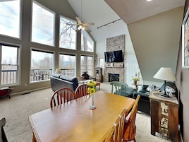 Estúdio (3 Bedrooms) | Diversos