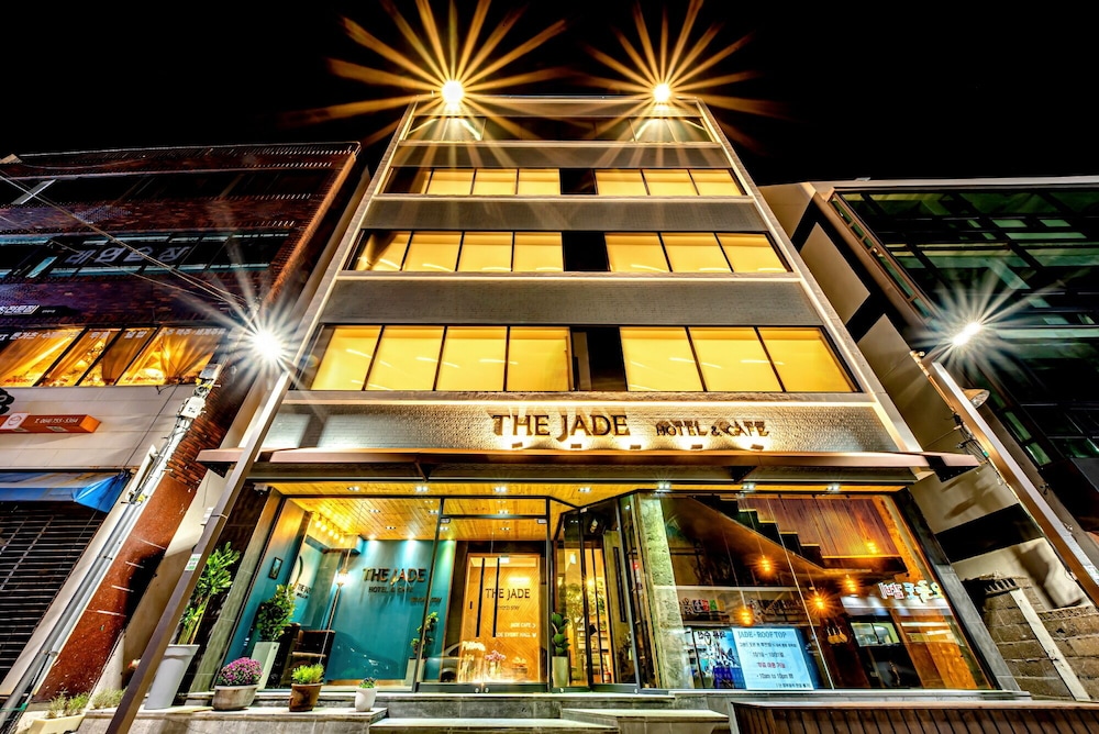 The Jade Hotel - Jeju-do