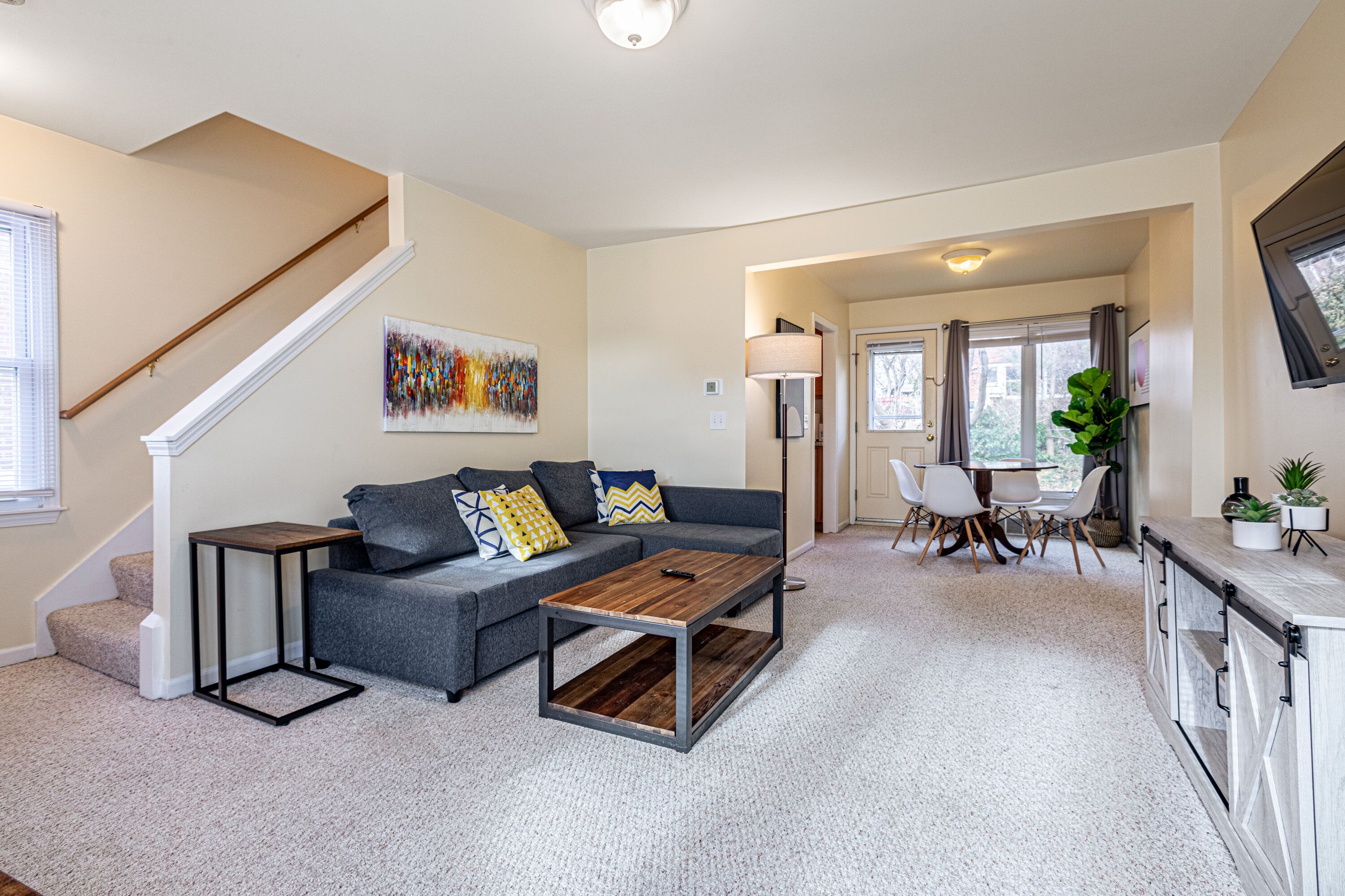 Bright And Spacious 2br Townhouse! - Ann Arbor, MI