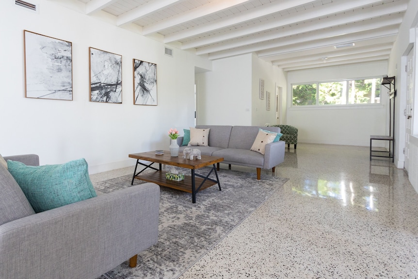 Bright & Spacious 4 Mi To Beach +Big Backyard - Miami