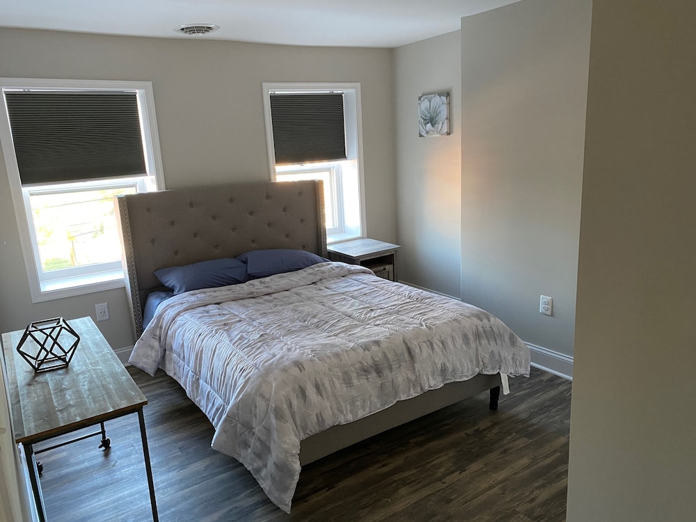 *Luxury Condo In Downtown Frederick* - Frederick, MD