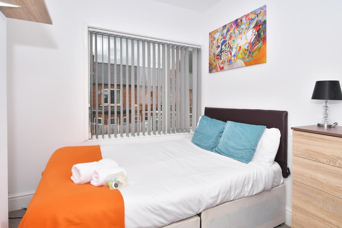 Quarto casal, banheiro compartilhado | 1 quarto