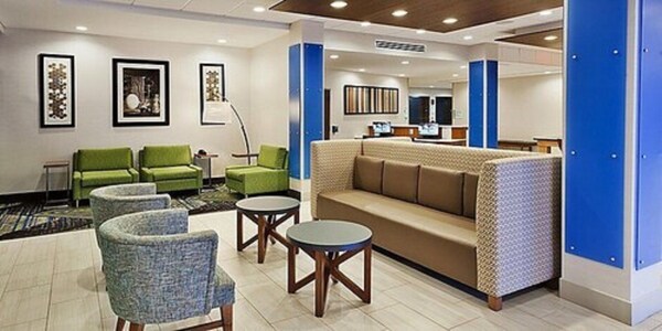 假日快捷酒店及套房格里芬由Ihg - 格里芬