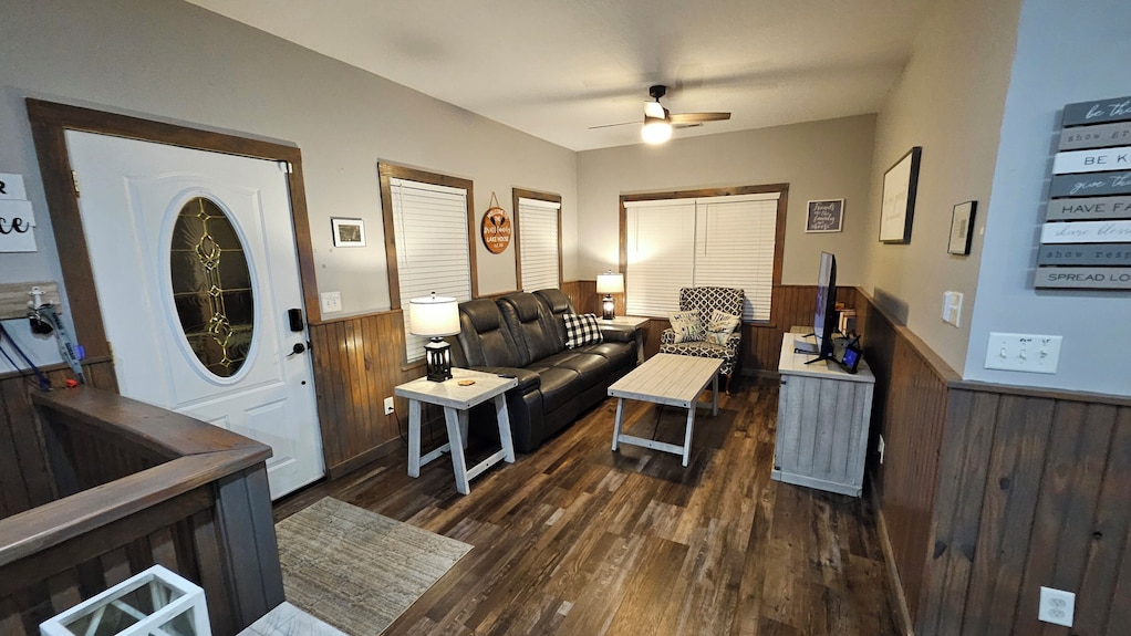 Private Home W/hot Tub & Pool. In A Gated Resort Community With A Boat Ramp. - Kentucky