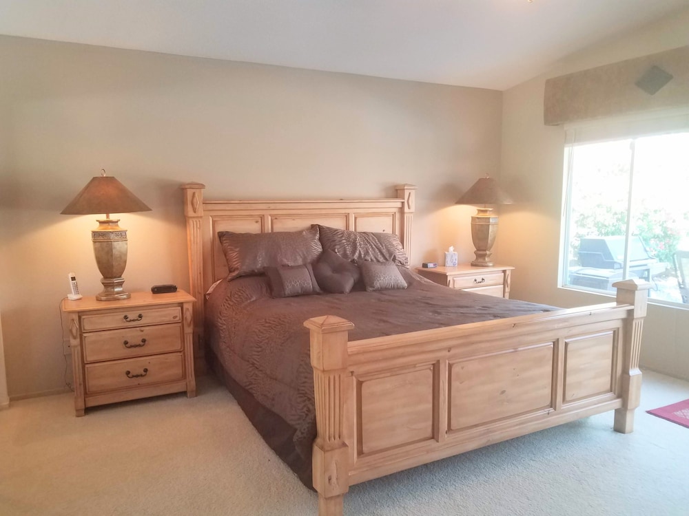 Across The Street From Coachella Stagecoach. Stay The 3rd Night At A Discount - Coachella, CA