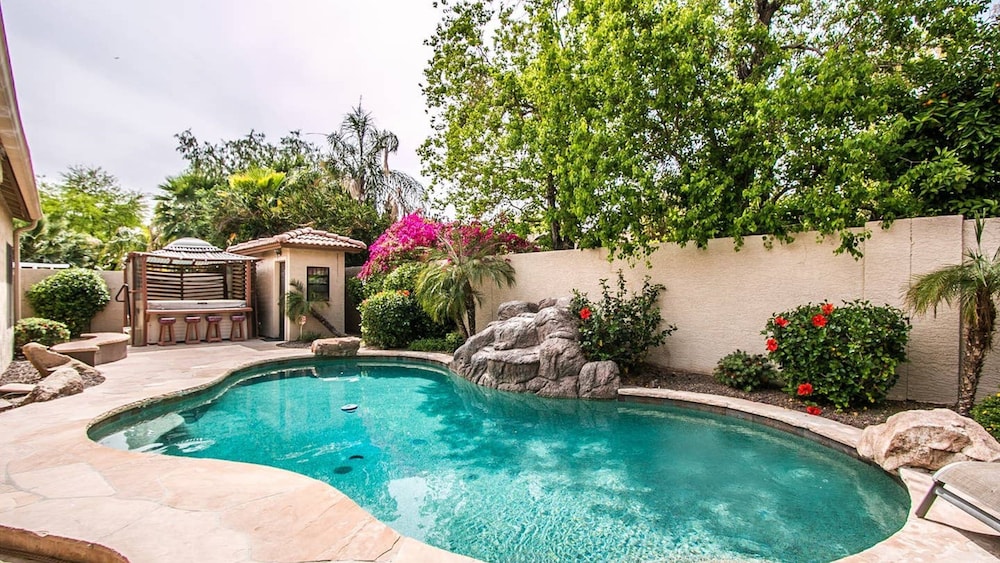 Luxury Scottsdale Home W/pool And Hot Tub! - Phoenix, AZ