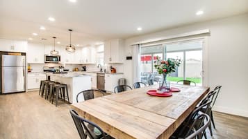 Estúdio (4 Bedrooms) | Interior