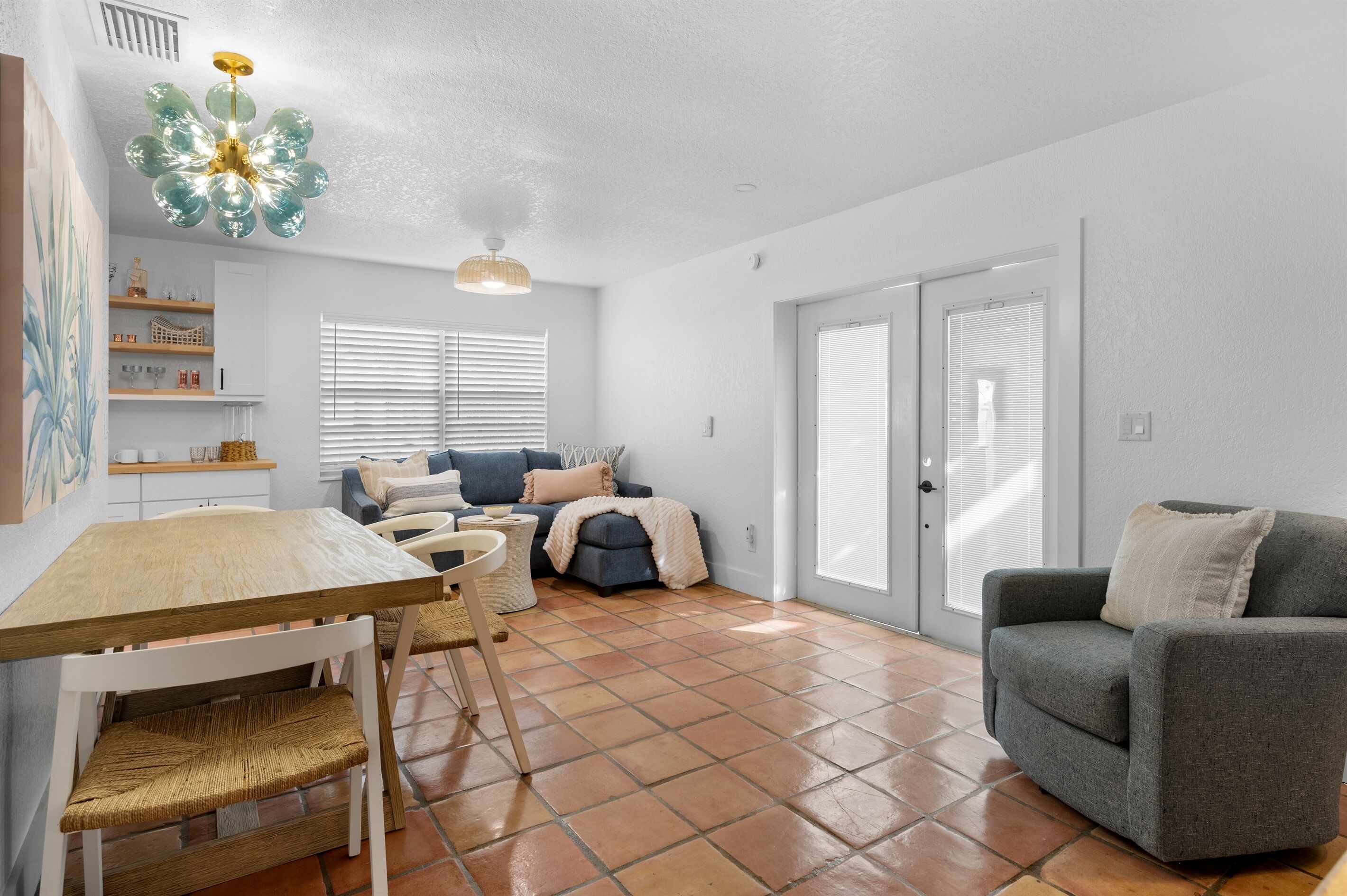 Blue Agave Villa By Beach Boutique Rentals - Anna Maria, FL