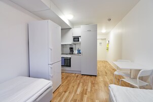 Estúdio, 2 camas individuais | Wi-fi grátis, roupa de cama fornecida 