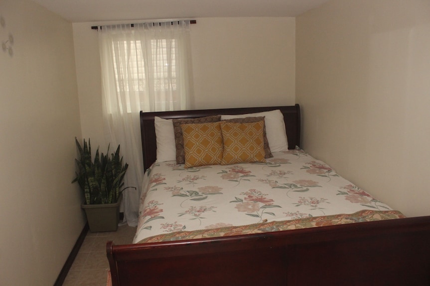 10 Minutes Away From Jfk Is Just What Many Look For. Easy Access To The City. - Rockaway Beach