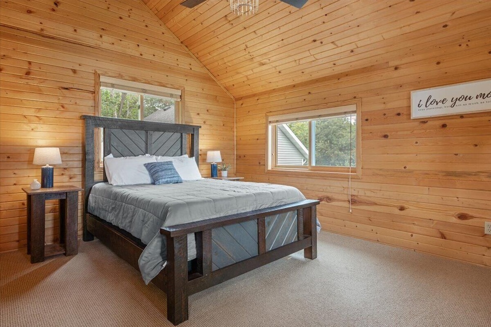 Lake Front Home On Beautiful Lake Mille Lacs With A 210 Degree View Of The Lake. - Grand Casino Mille Lacs