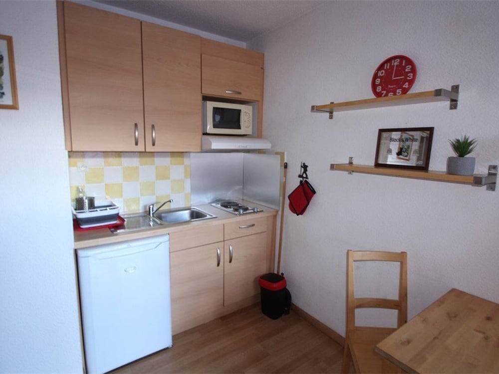 Estudio Céntrico Para 2, Balcón Sur, Parking, Wifi, Mascotas Permitidas. - Les