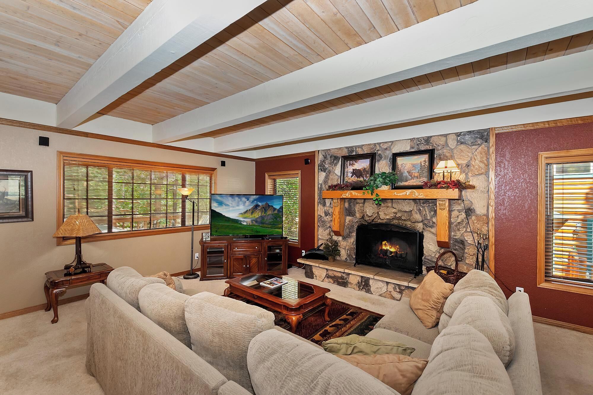 Peace Out By Destination Big Bear : Remarkable Dutch Gambrel Only 2 Blocks From Snow Summit! Foosball! - Snow Summit Ski Resort, CA