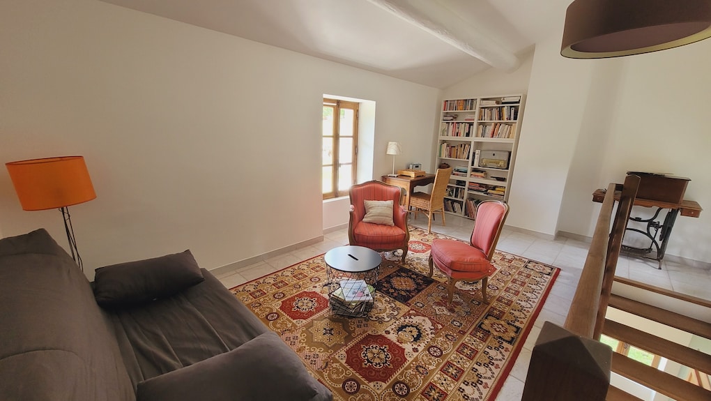 Le Moulin De Roche Havre De Paix Dans Le Parc Du Luberon En Pleine Provence. - Château de Sauvan