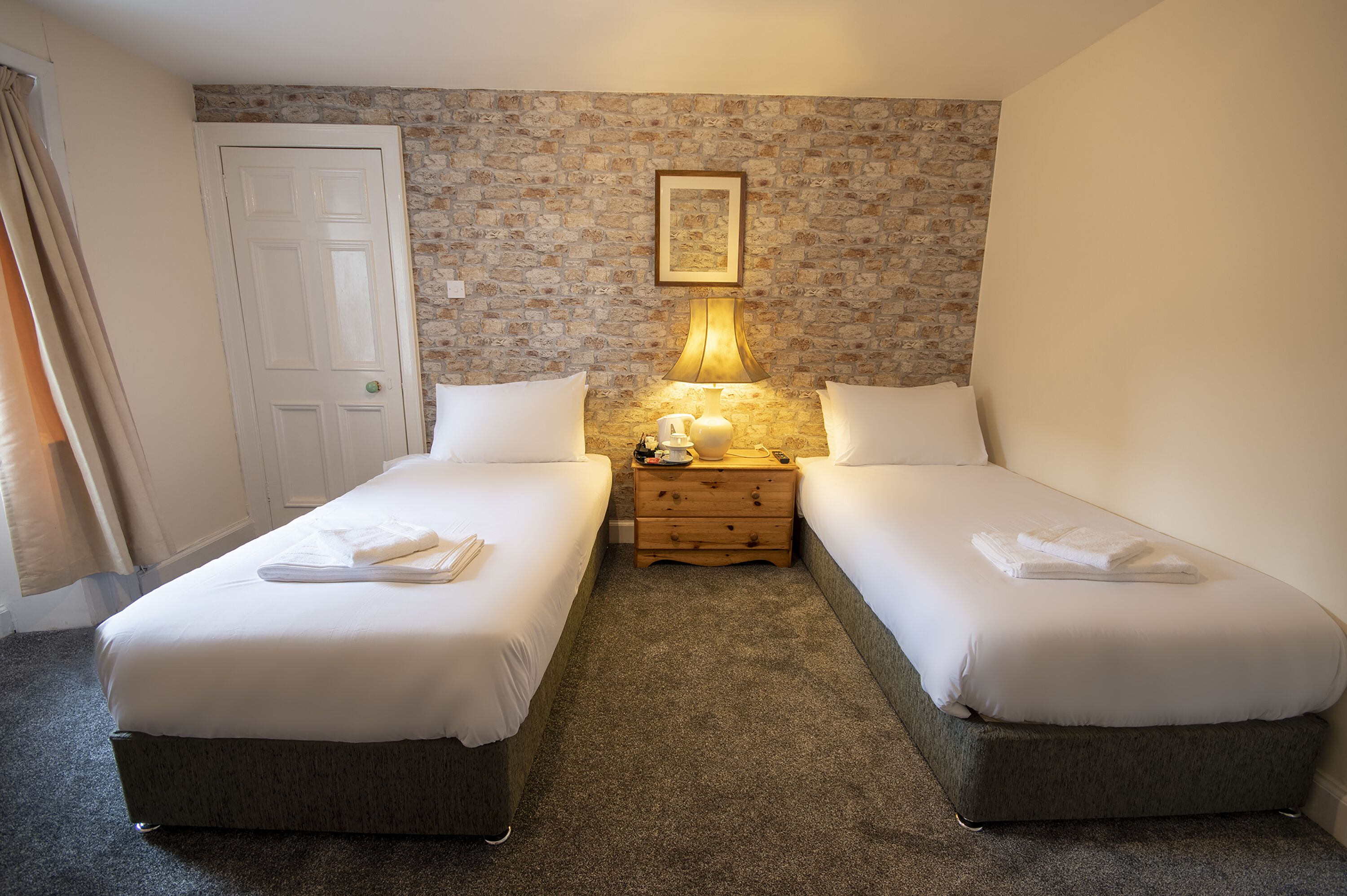 Douglas Arms Hotel in Castle Douglas: Find Hotel Reviews, Rooms, and ...