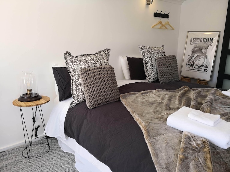 Penny Farthing - Luxurious Hilltop Studio - 戴爾斯福德