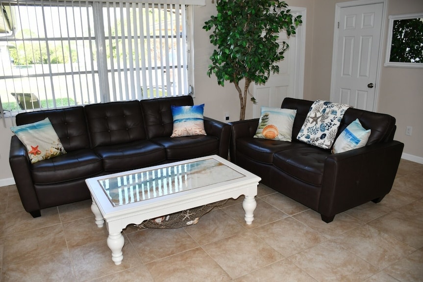 Venice Pool Home- Breezy Inn - Venice, FL